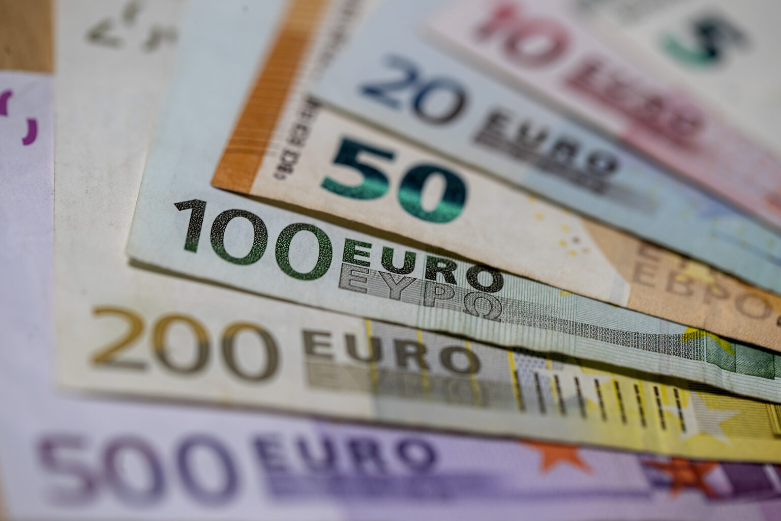 Muka s apoenima: Što je vrijedilo za lipe, ne vrijedi i za krupne eure ...