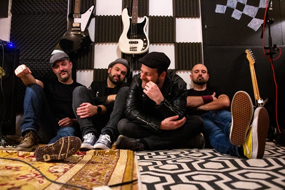 Radio Aktiv predstavlja novi spot i singl: duhovit osvrt na ...