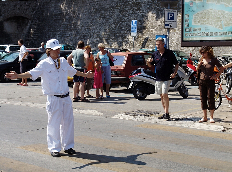 Oborena pripadnica Prometne jedinice mladeži - Zadarski list