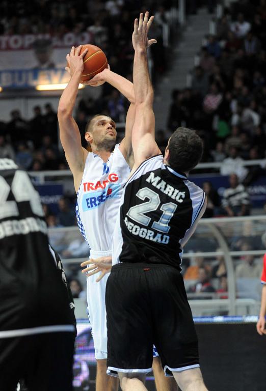 Partizan bez šanse u raspjevanom Višnjiku - Zadarski list
