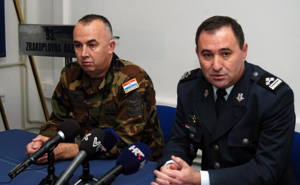 Novi borbeni zrakoplovi bit će smješteni u zemuničkoj vojarni ...