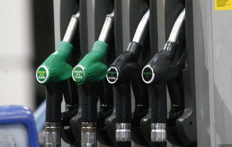 Benzini skuplji devet odnosno deset lipa, dizeli za četiri lipe po ...