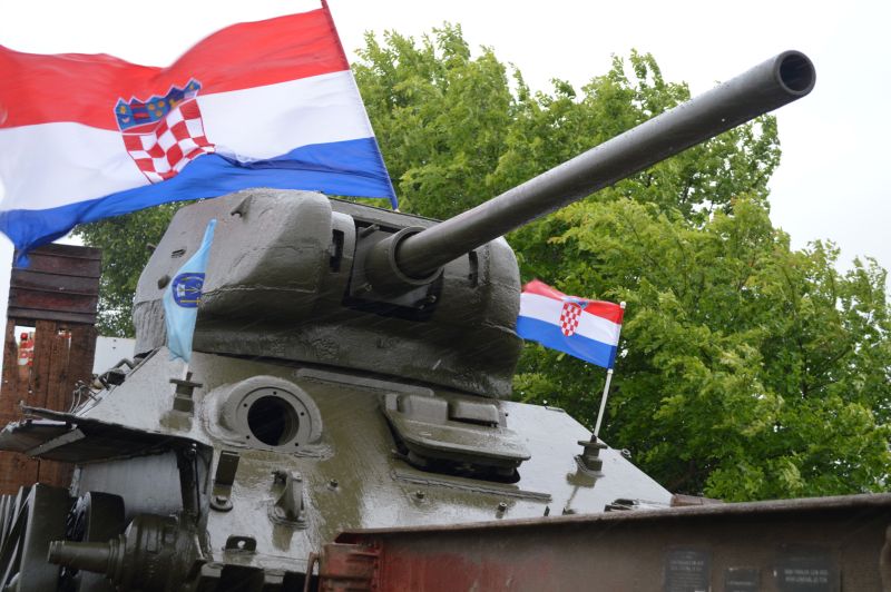 Tenk u Bibinjskom polju, domjenak na Punta Rožici - Zadarski list