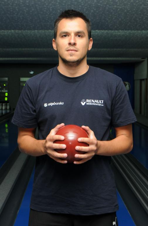 Poker pobjeda za ostanak na vrhu - Zadarski list