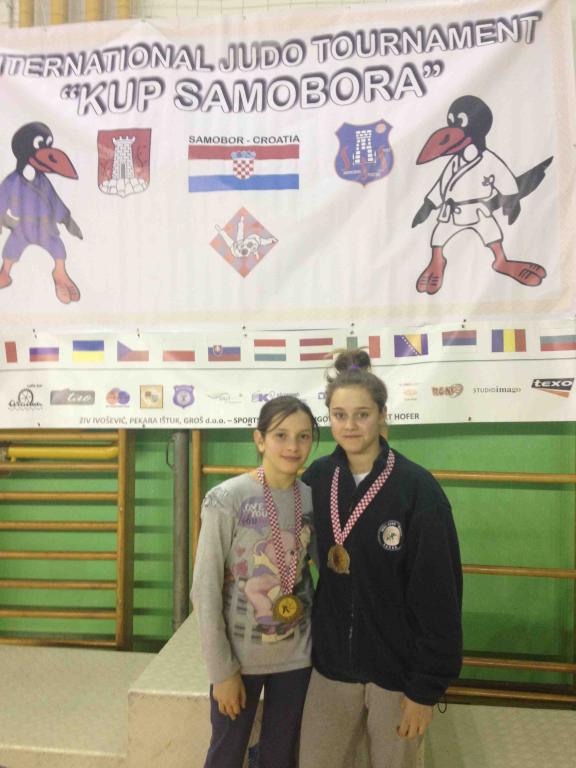 Katuša i Radovčić brončane - Zadarski list