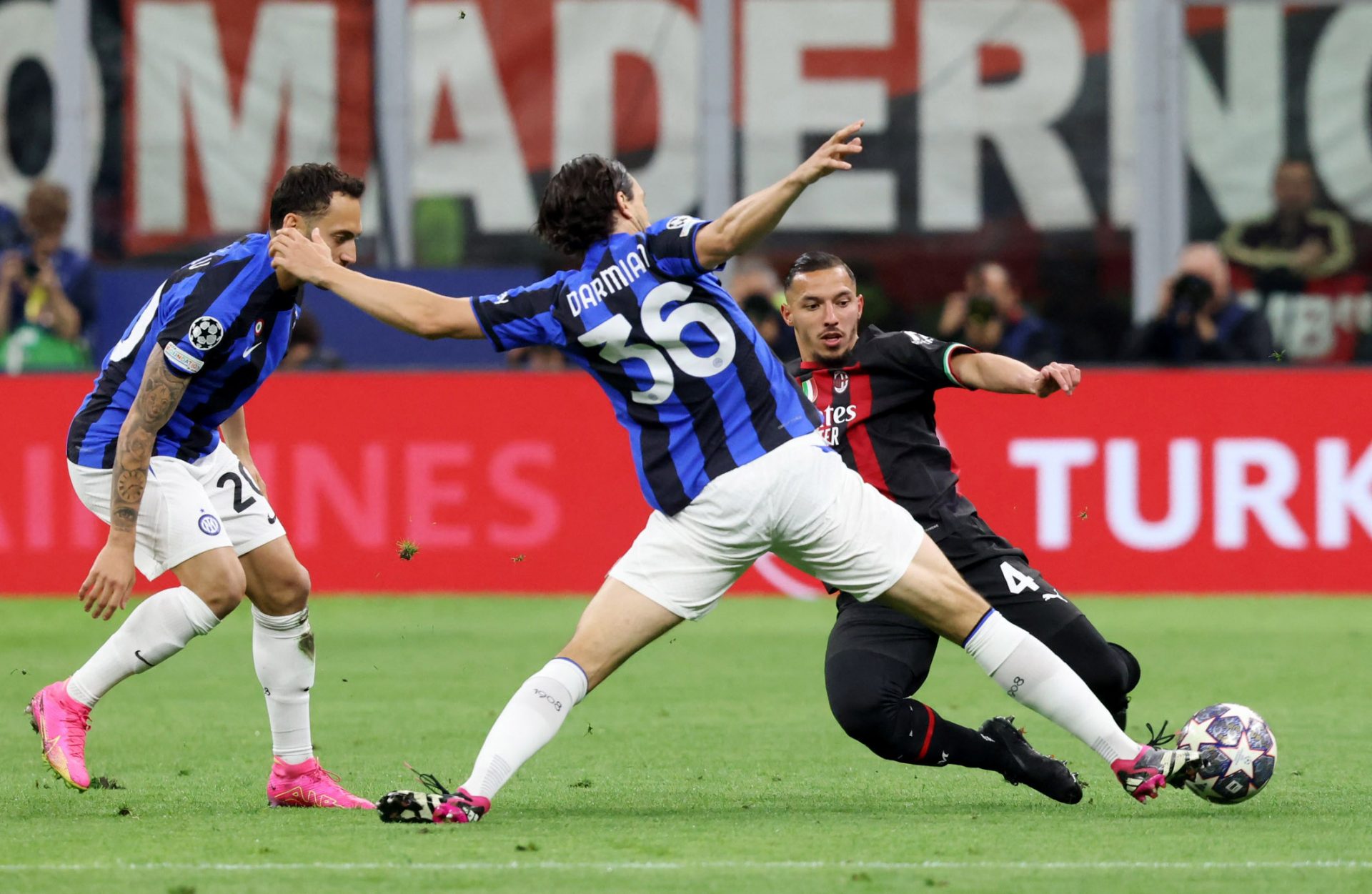 Milan je skupio platio poraz od Intera u LP, ostao je bez alžirskog ...