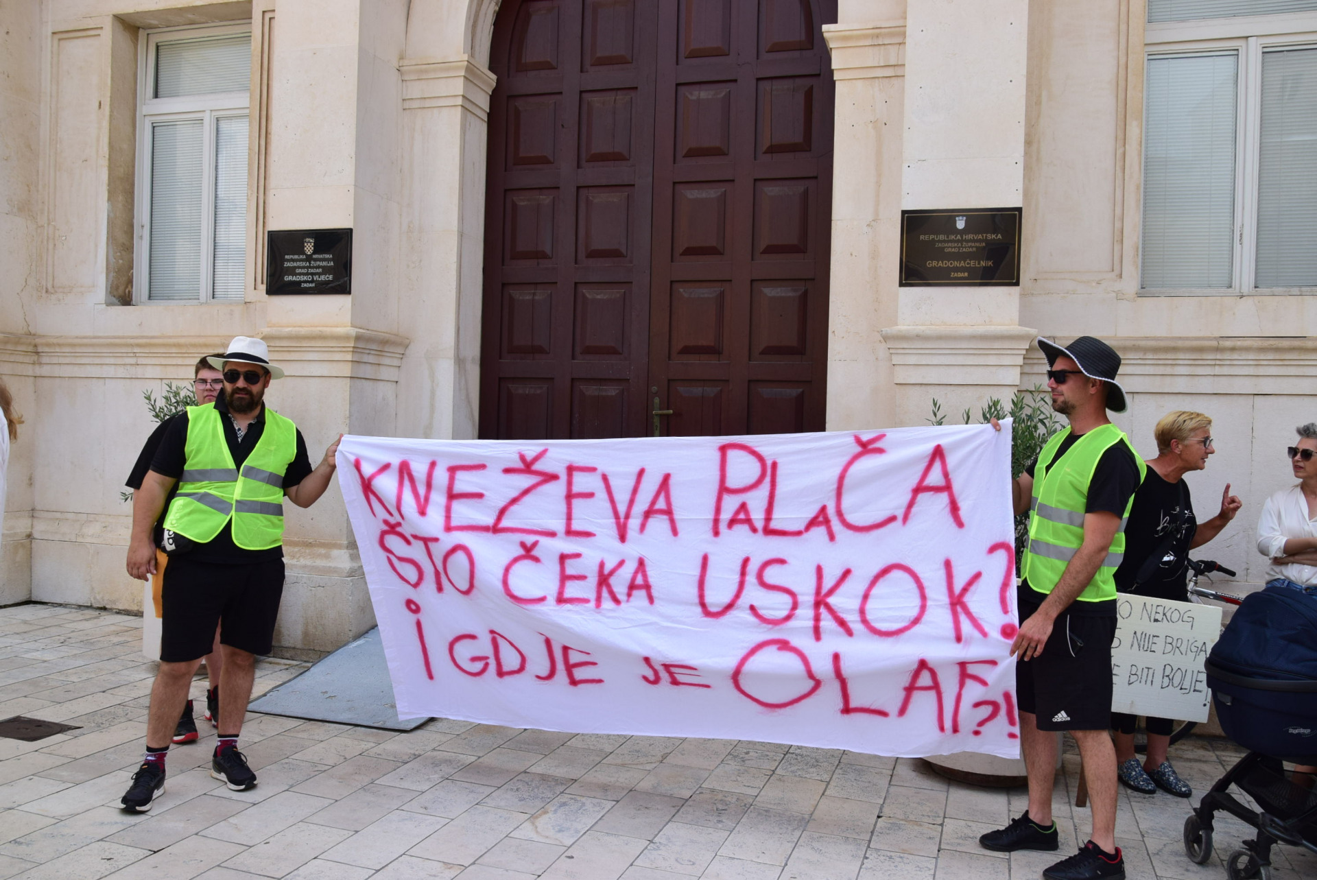 Diklo je primjer poremećenog plana rada jer su ulice mjesecima raskopane - Zadarski list