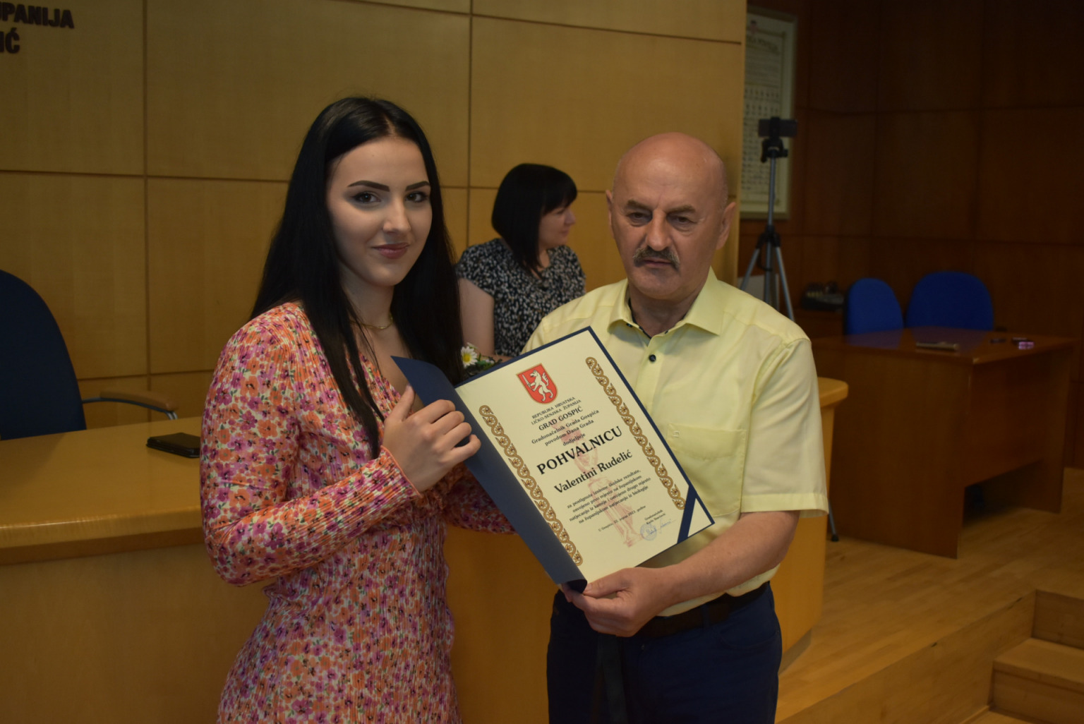 Pohvalnice najuspješnijim učenicima i studentima Gospića - Zadarski list