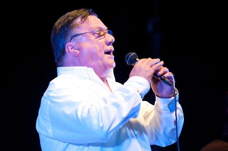 Halid Bešlić otkazao koncert pa završio u sarajevskoj bolnici ...