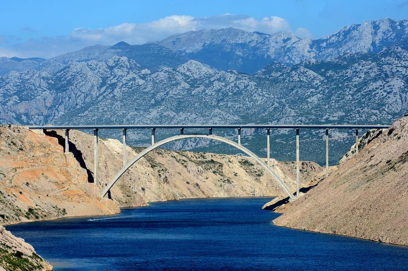 JAKA BURA Za sva vozila zatvoren dio autoceste kod Zadra - Zadarski list