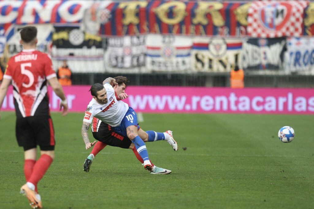 Lokomotiva utišala Poljud, uzela puni plijen iz Splita. Hajduk potonuo ...