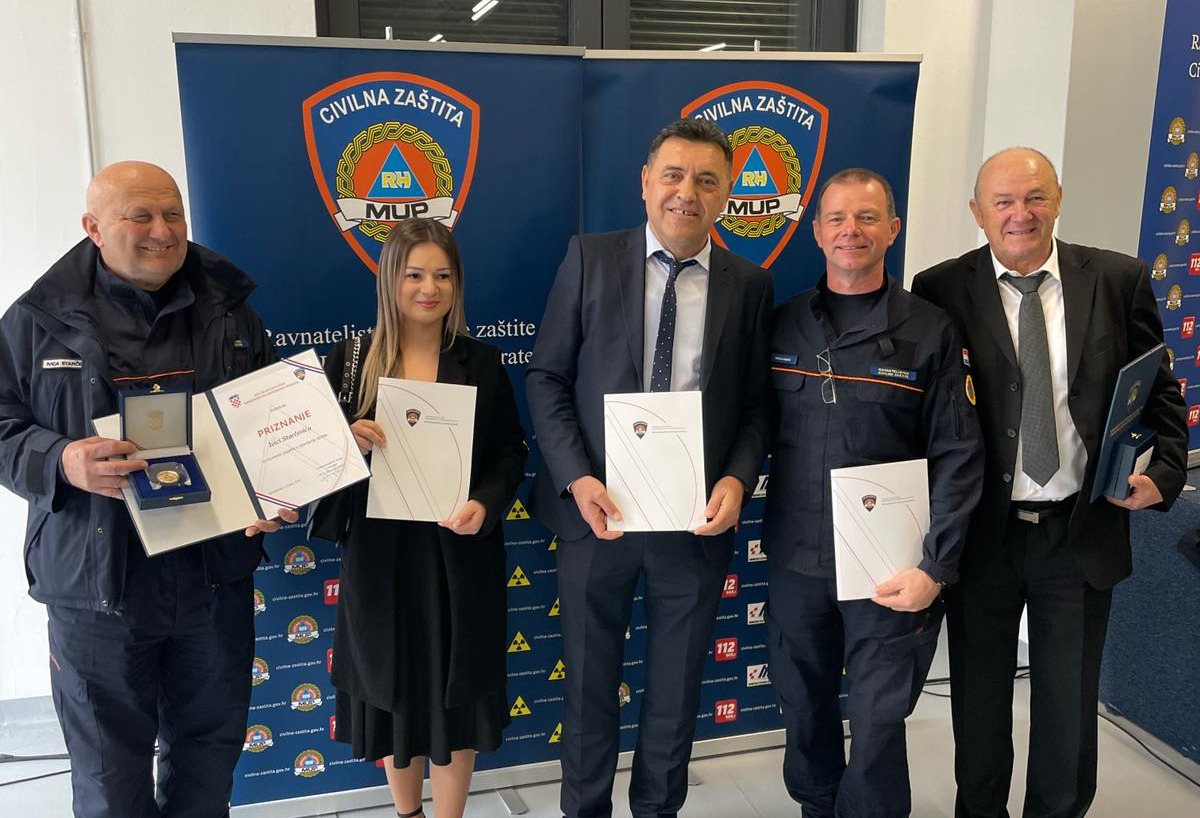 Na obilježavanju Dana civilne zaštite dodijeljena priznanja istaknutim ...