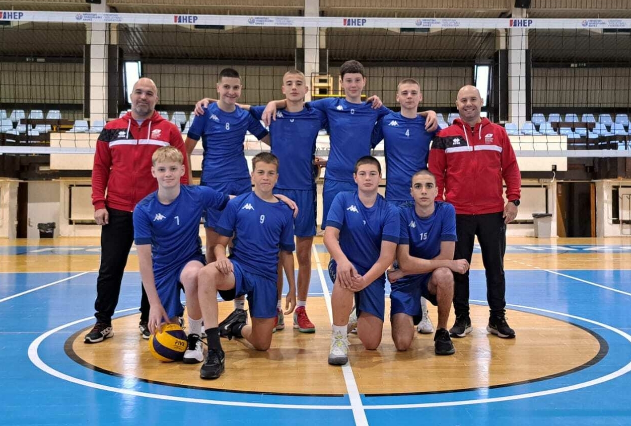 Prva odbojkaška medalja za OŠ Bartula Kašića - Zadarski list