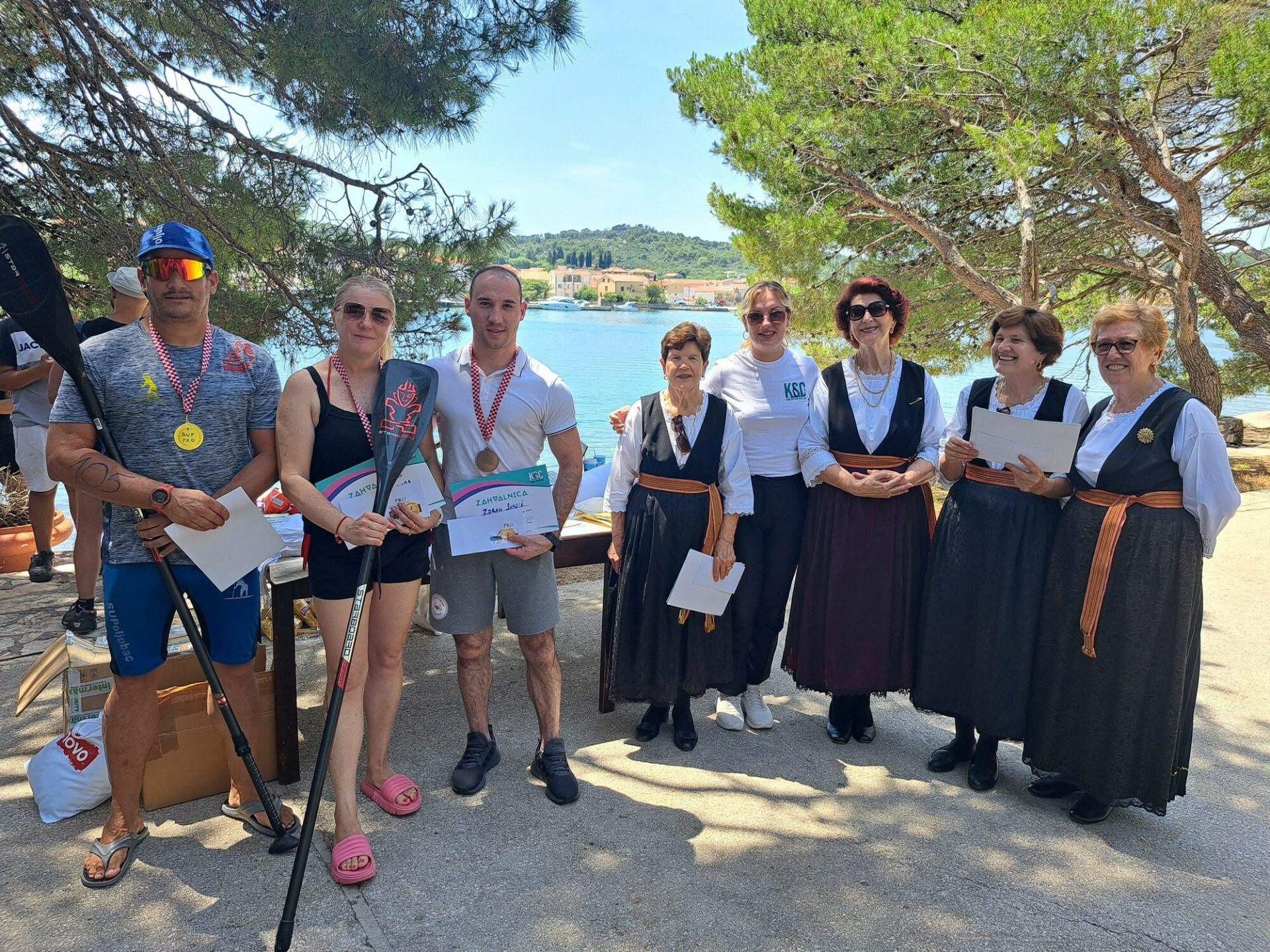 Održan prvi stand up padling - Kukljica SUP Challenge 2024, evo tko je ...