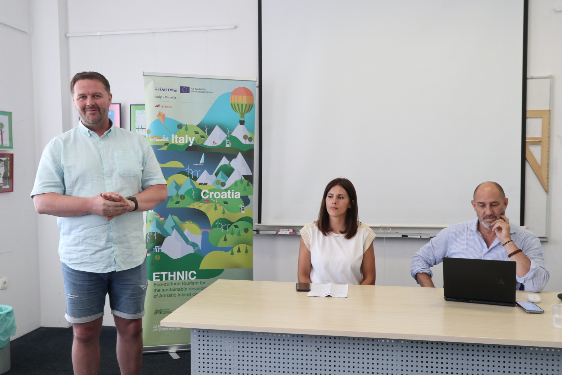 U Gradskoj knjižnici Benkovac predstavljen međunarodni projekt ETHNIC ...