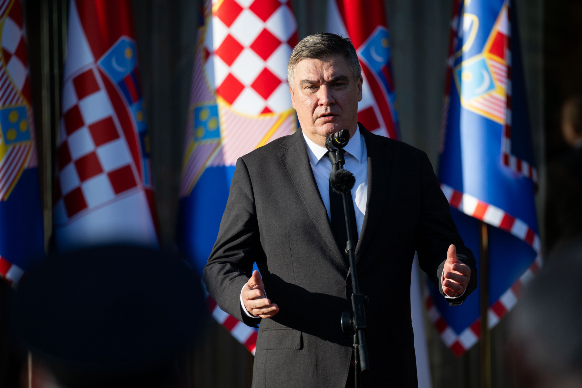 Milanović za razliku od prethodnika proći u otvorenom vozilu pored vojnog mimohoda - Zadarski list