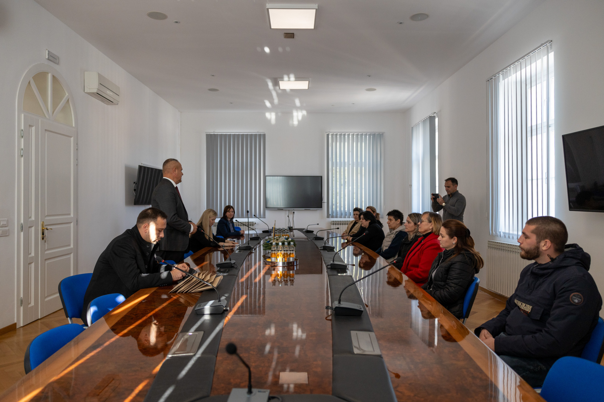 Ključevi novih stanova za osam obitelji u Benkovcu, najam 100 eura mjesečno - Zadarski list