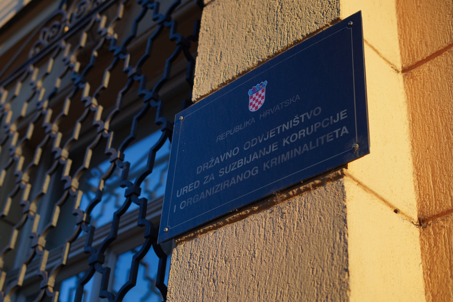 Pokrenuta istraga protiv skupine koja je ilegalno prebacila više od 600 stranaca, djelovali i u ...