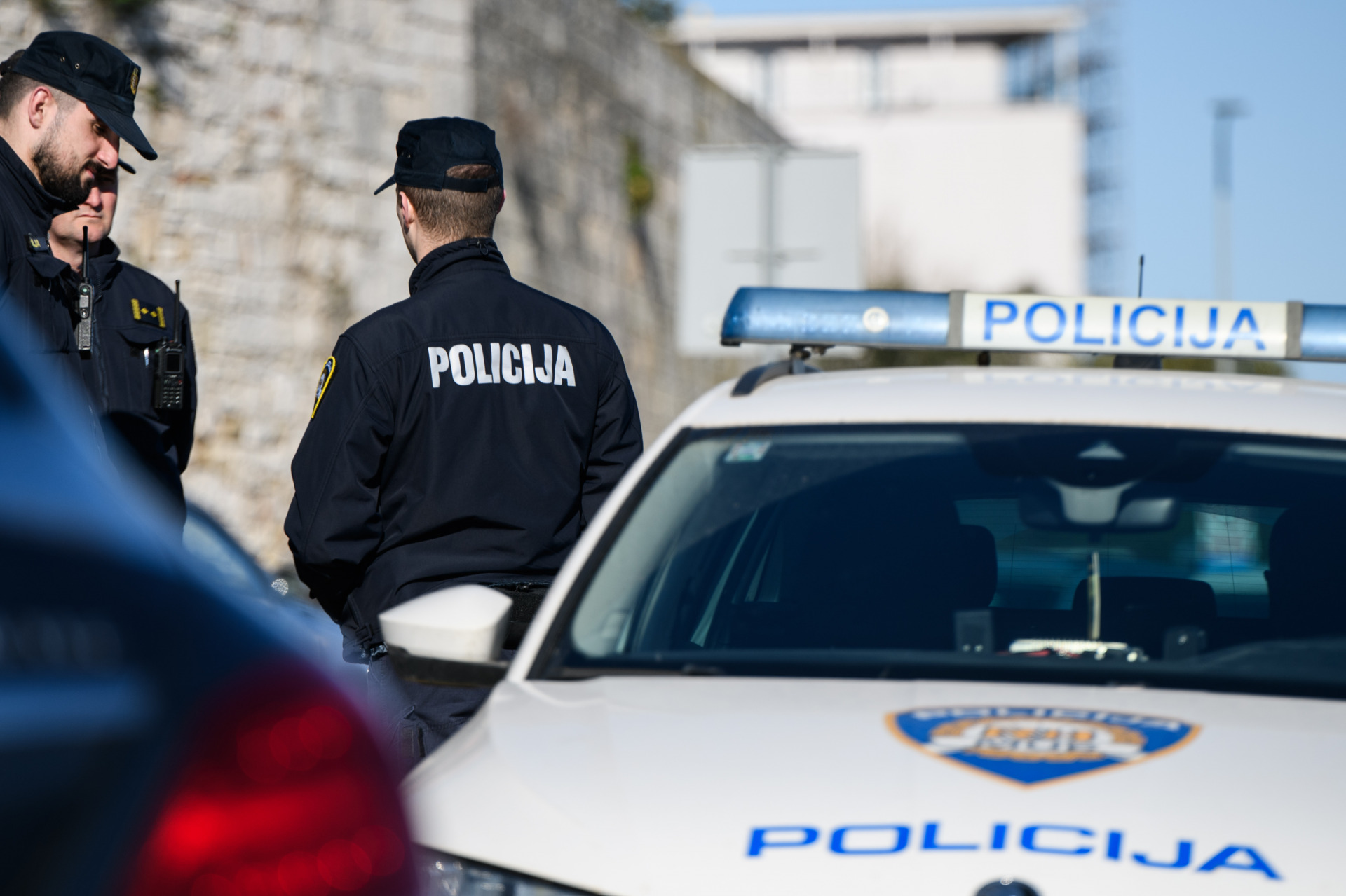 Provalio u ugostiteljski objekt na Trpimirovoj obali i ukrao novac - Zadarski list